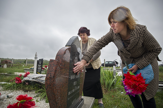 Behind the shadows of the past - Leonora Aliu | Kosovo 2.0